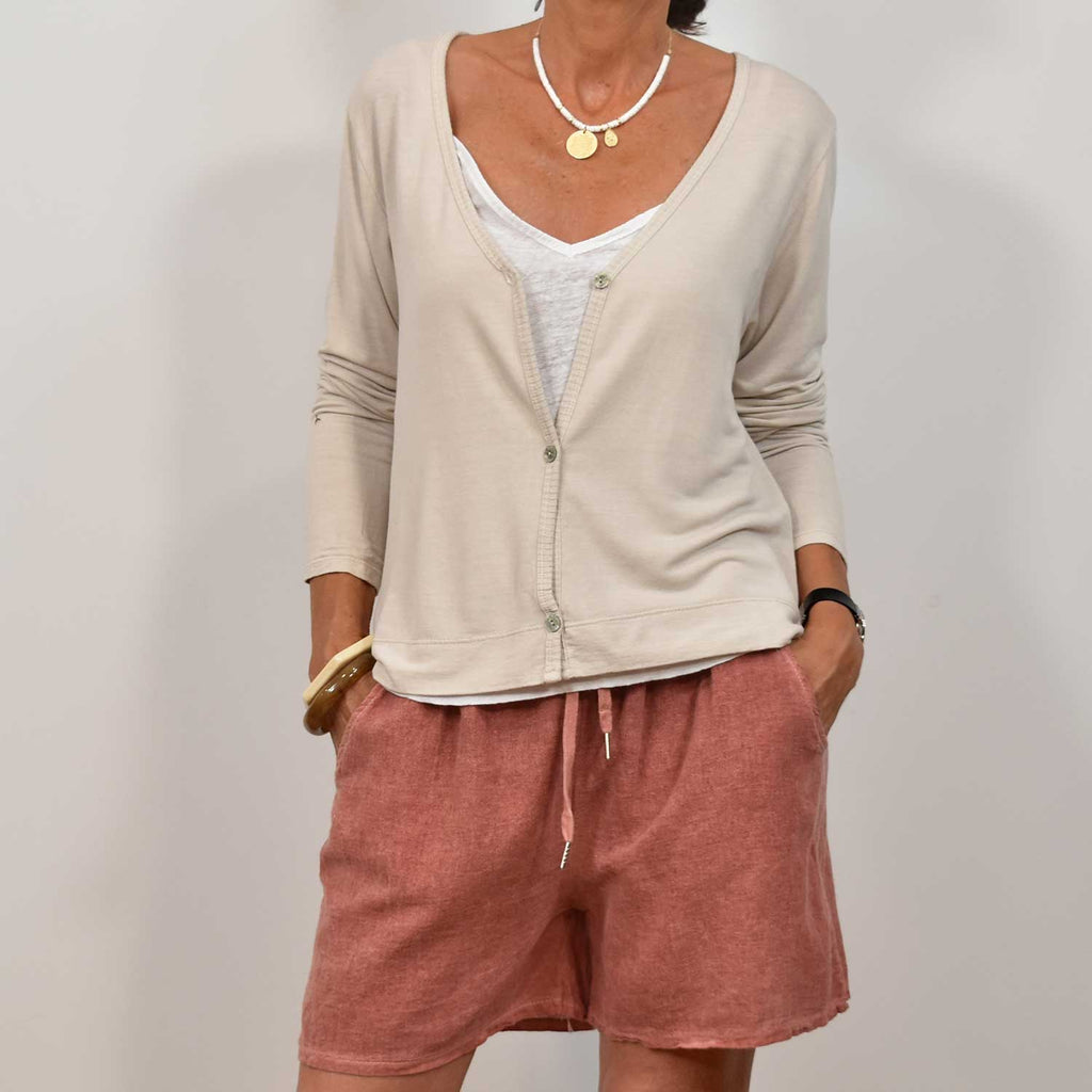 Beige fluid jacket – The Amisy Company